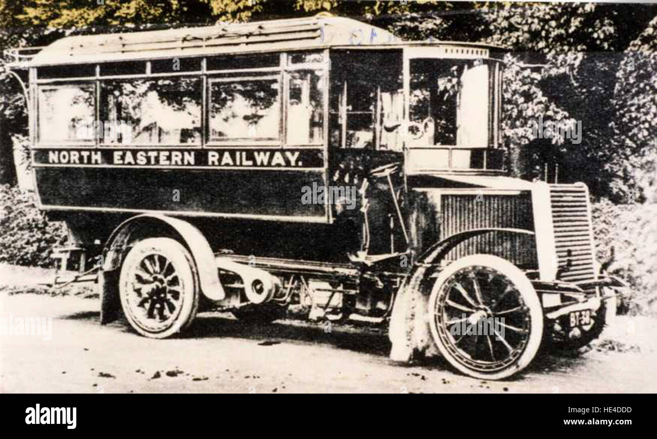 Clarkson Steam Bus, circa 1900, historical photograph Stock Photo - Alamy
