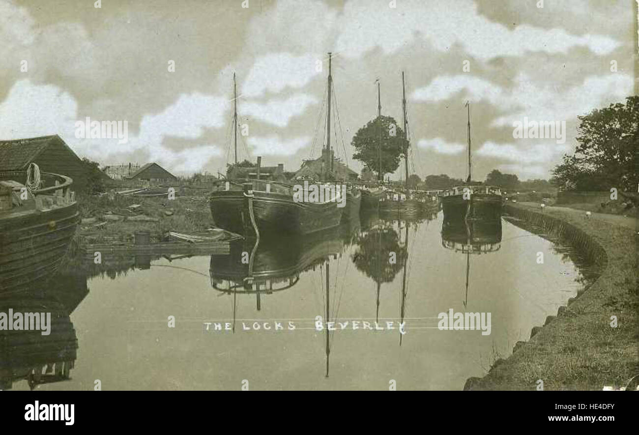 A historic photograph of The Locks in Beverley from the early 1900s ...