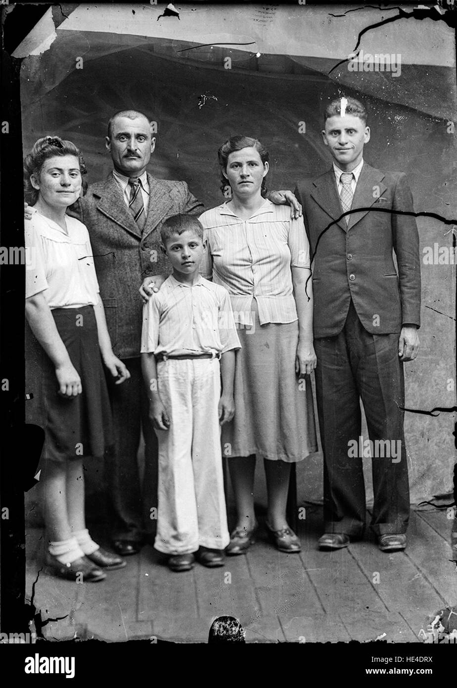 A family portrait from Ialomița, Romania, captured by Costică Acsinte ...