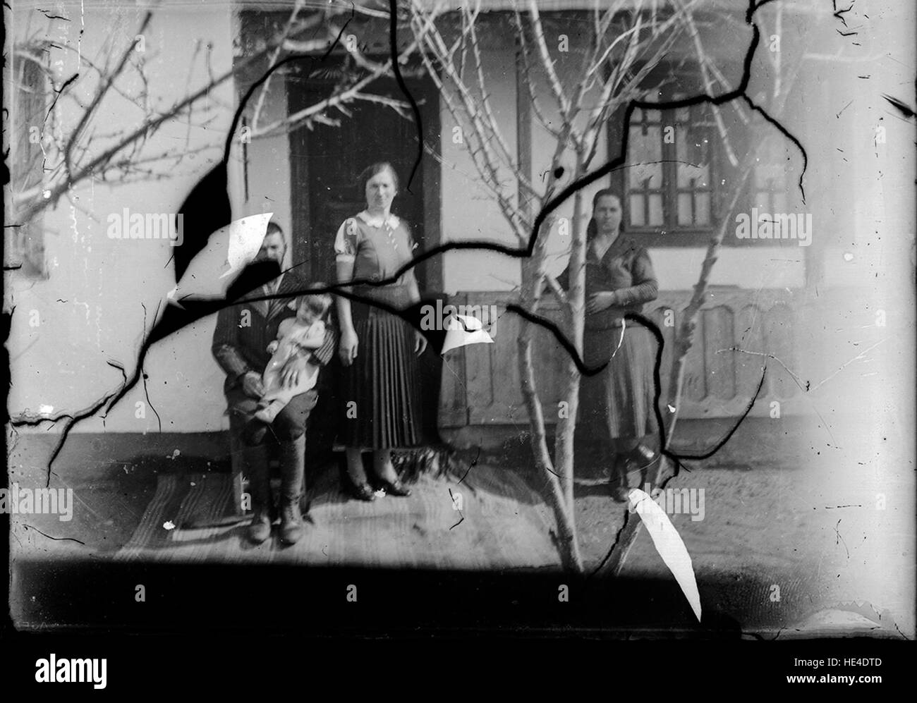 Two historical portraits from the Costica Acsinte Archive, Romania ...