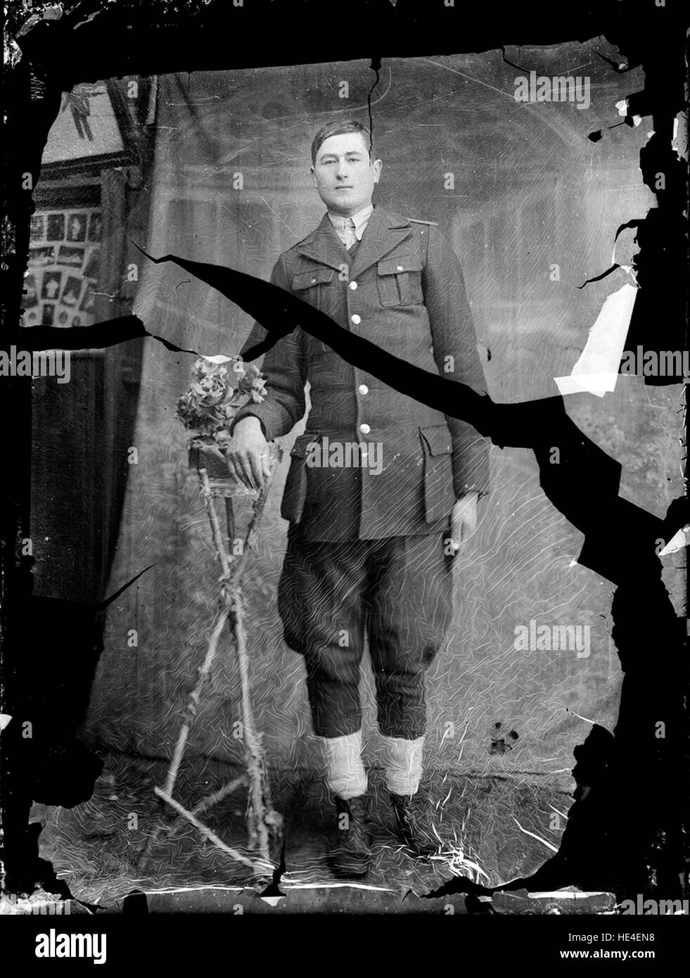 Militar The project Costică Acsinte Archive needs help: please donate ...