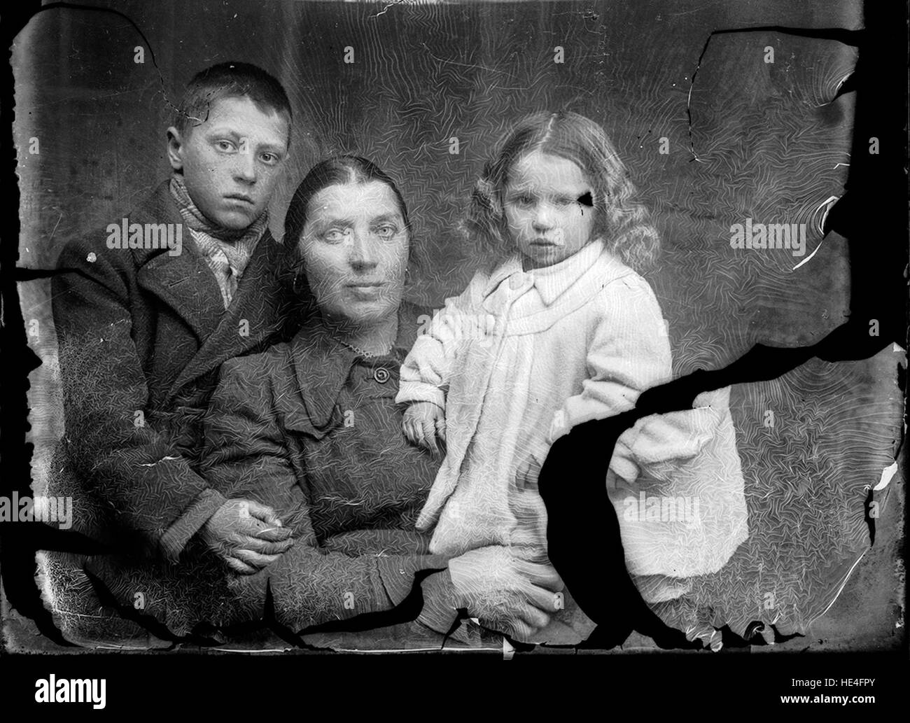 Imagini mama cu baiat fata hi-res stock photography and images - Alamy