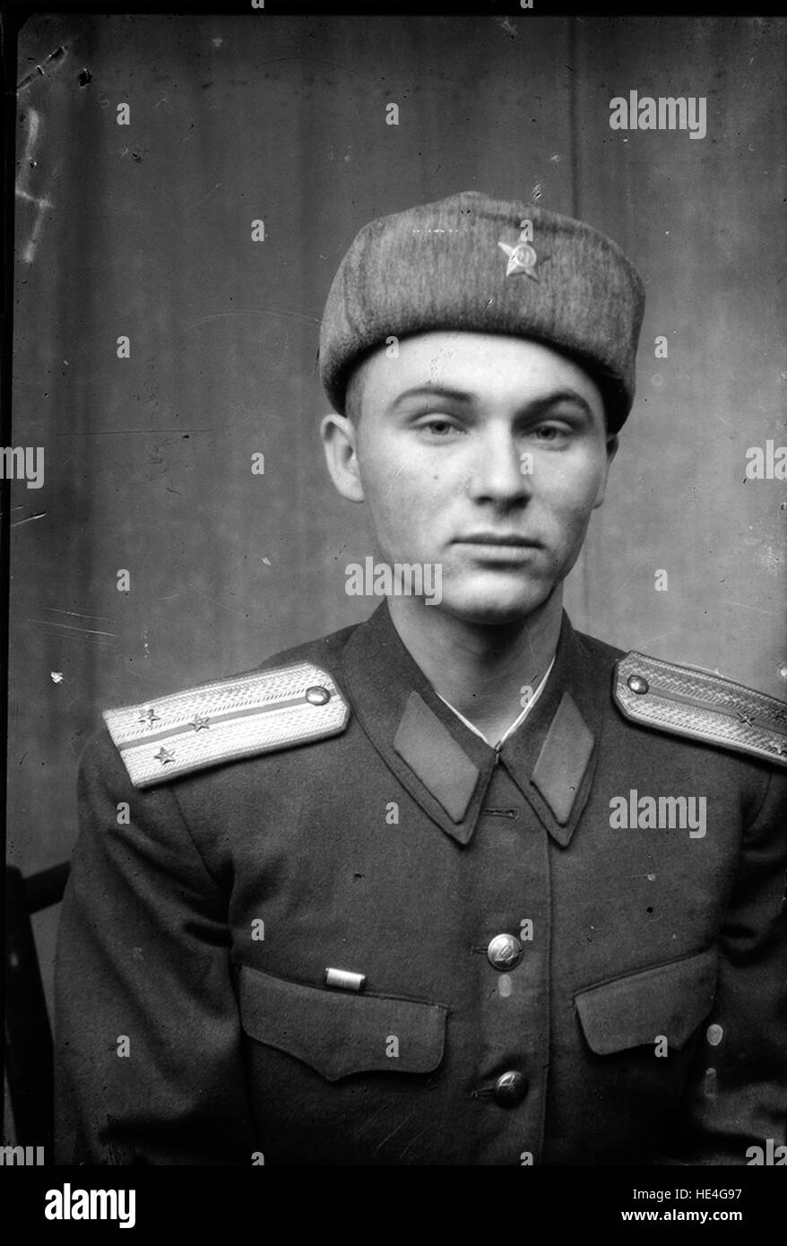 Romanian historical uniform hi-res stock photography and images - Alamy