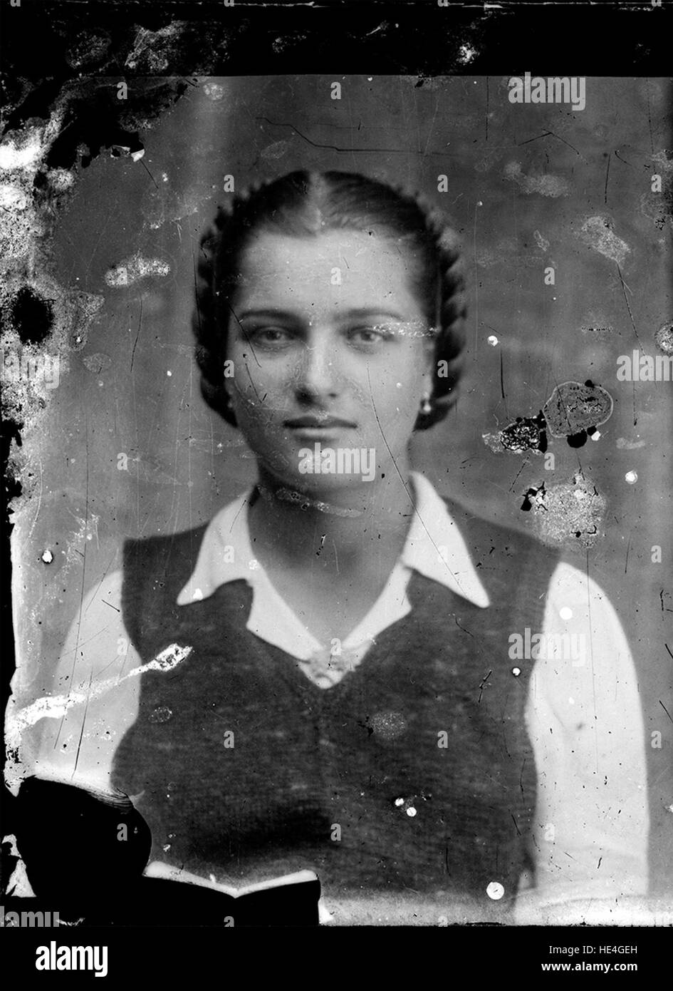 Featuring two figures hi-res stock photography and images - Alamy