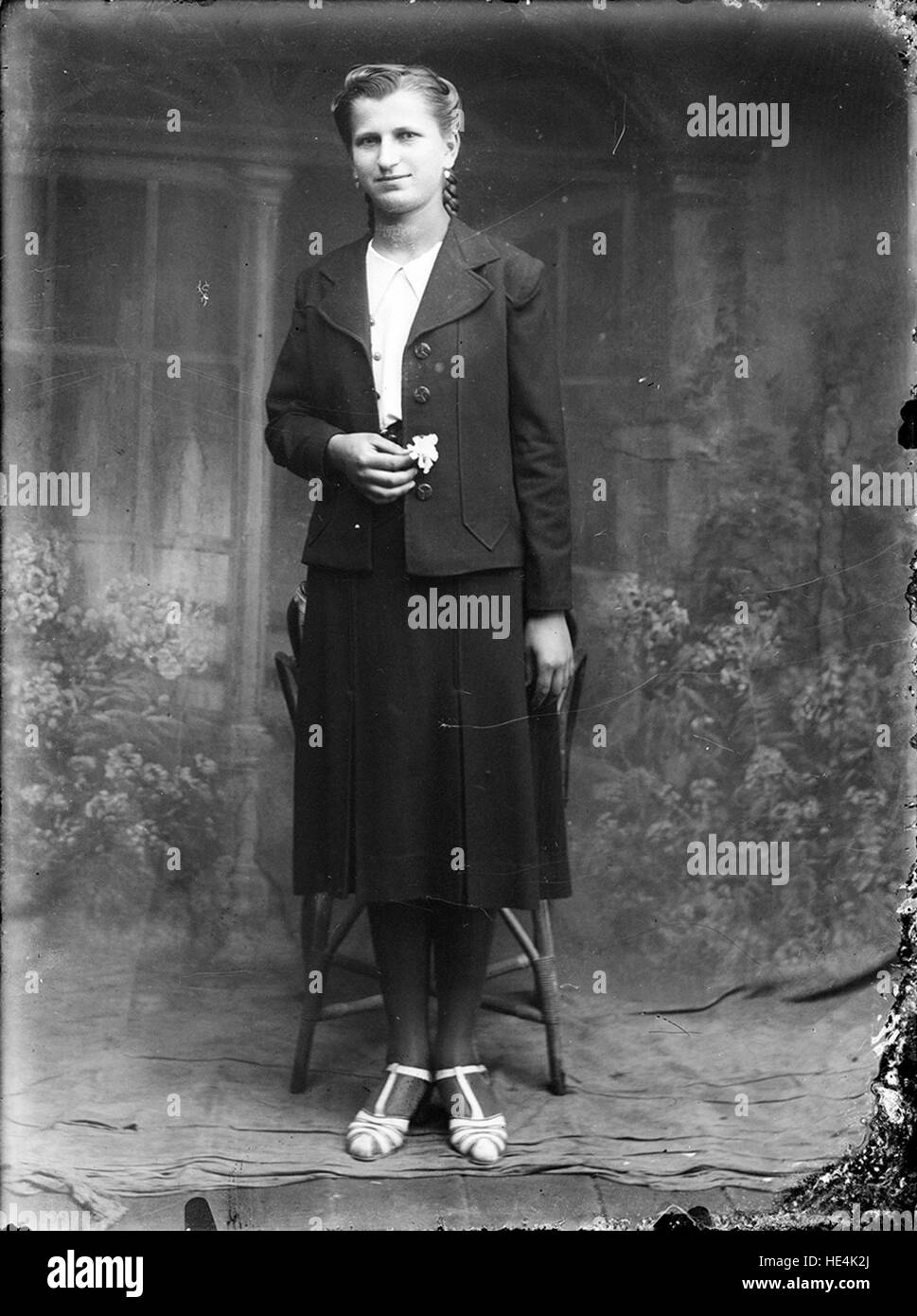 Female portrait, historic history, bygone image, Costica Acsinte ...