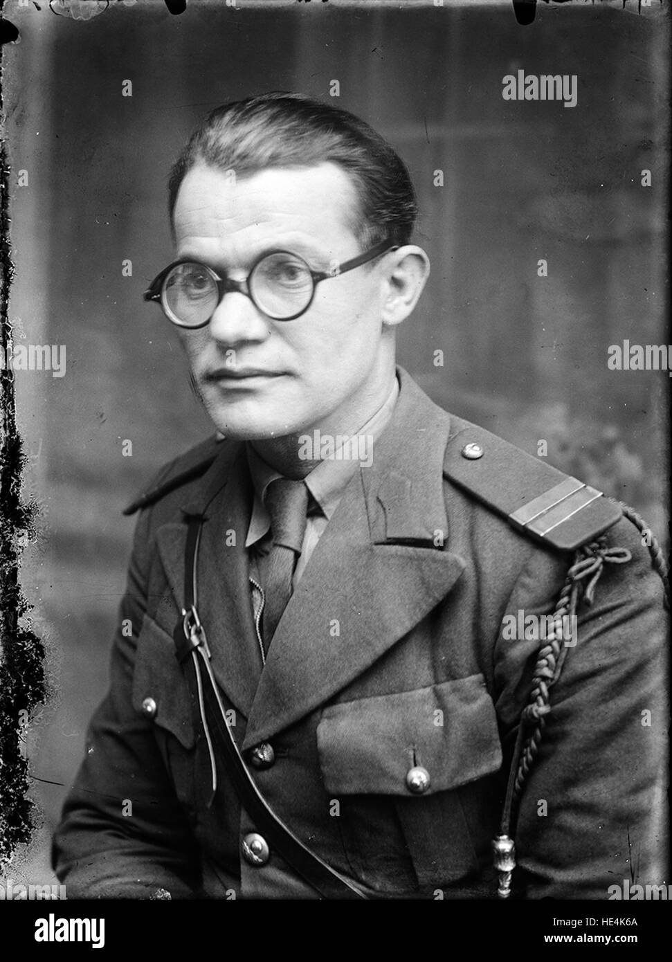 Lieutenant of infantry, service uniform model 1934, part of a decorated ...