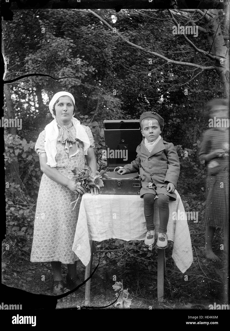 Romania woman child hi-res stock photography and images - Alamy