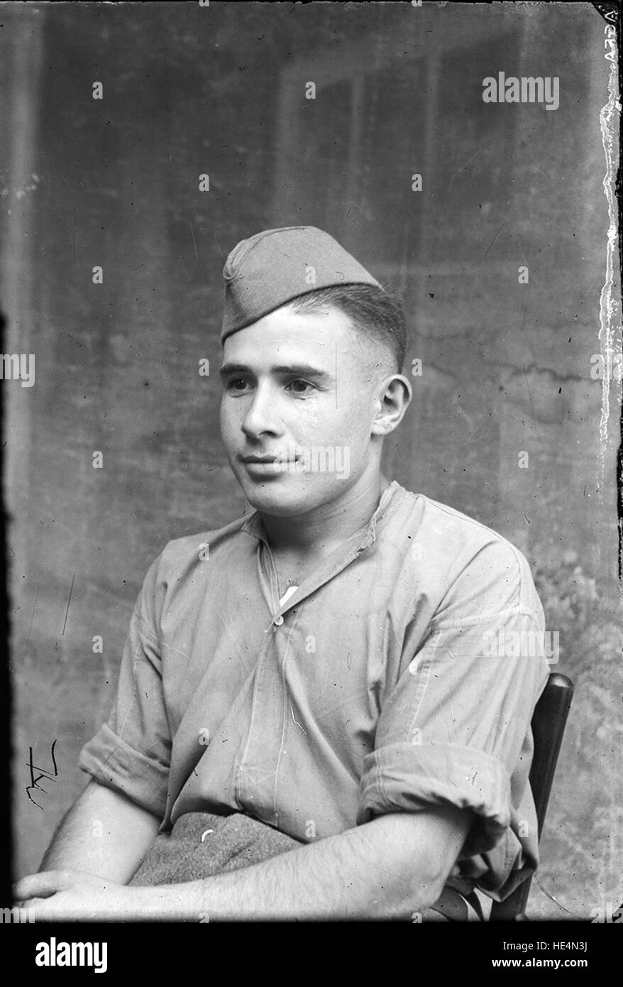 World war ii soldier old photos Black and White Stock Photos & Images ...