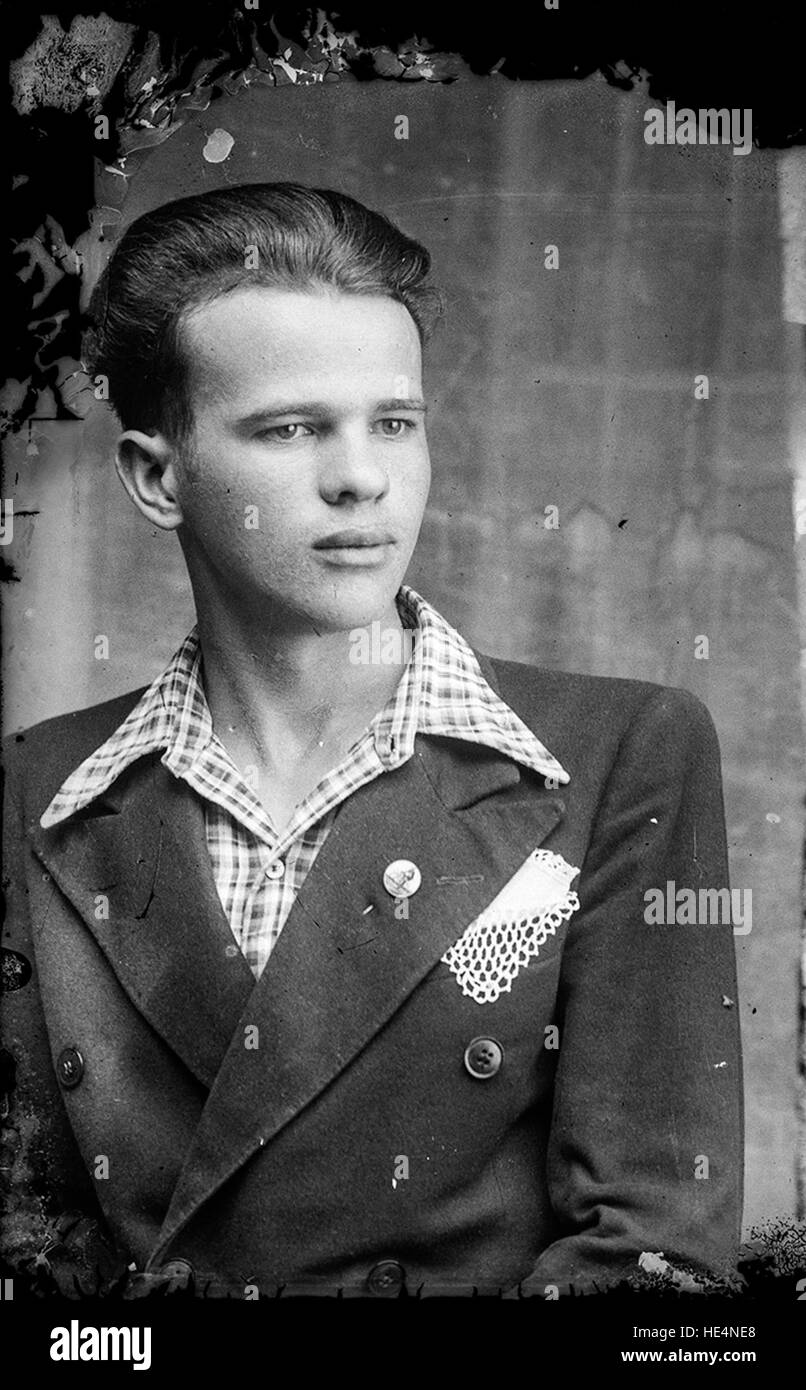 Two portraits from the Costică Acsinte Archive, offering a glimpse into ...