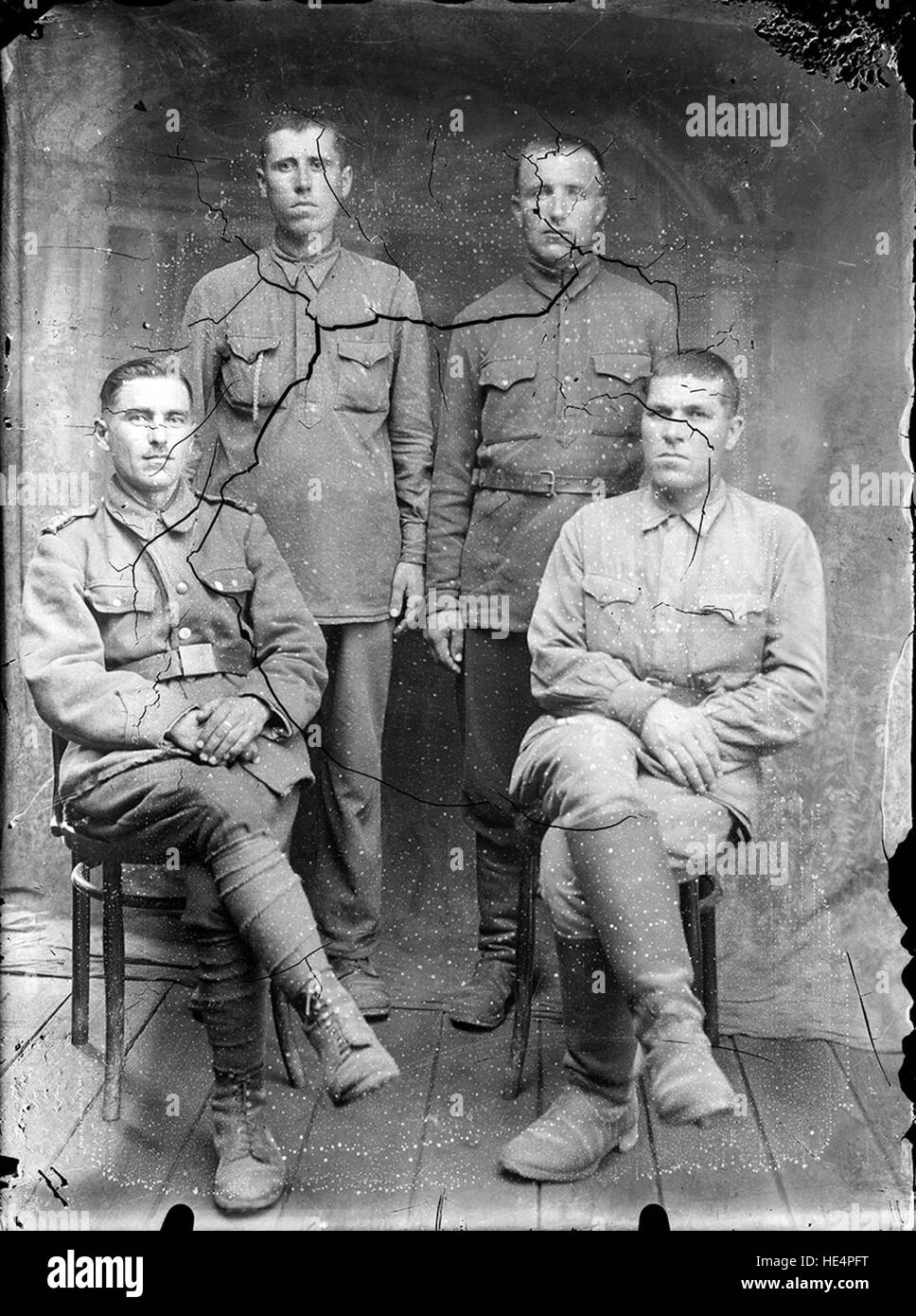 A vintage photograph of Romanian soldiers from the Costica Acsinte ...