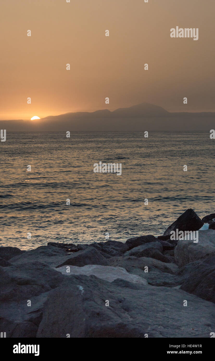 View tenerife gran canaria spain hi-res stock photography and images ...