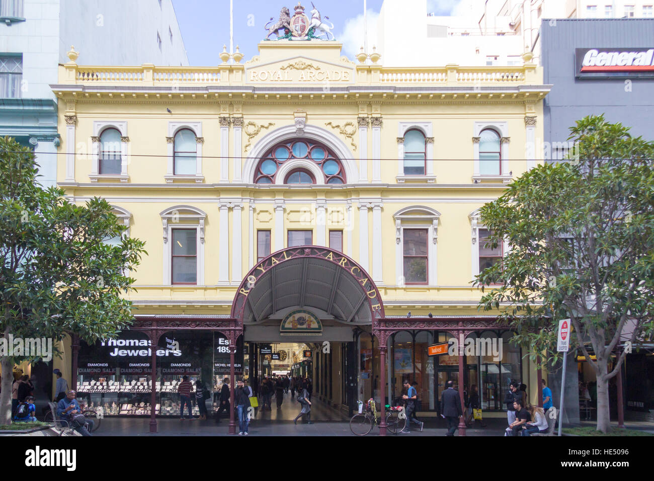 Shopping arcade melbourne hi-res stock photography and images - Alamy