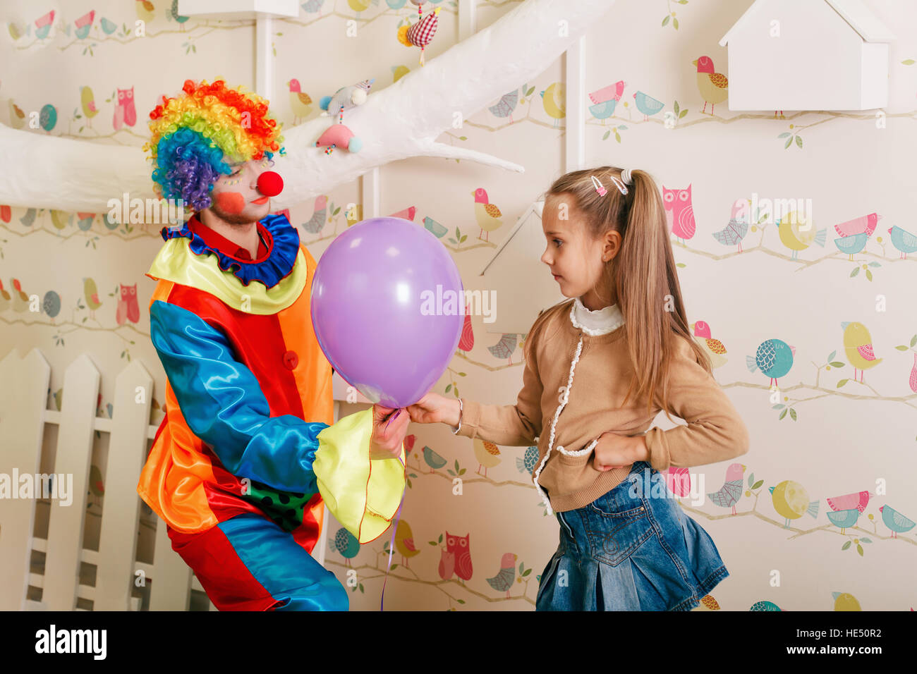 Clown kids birthday party hi-res stock photography and images - Alamy