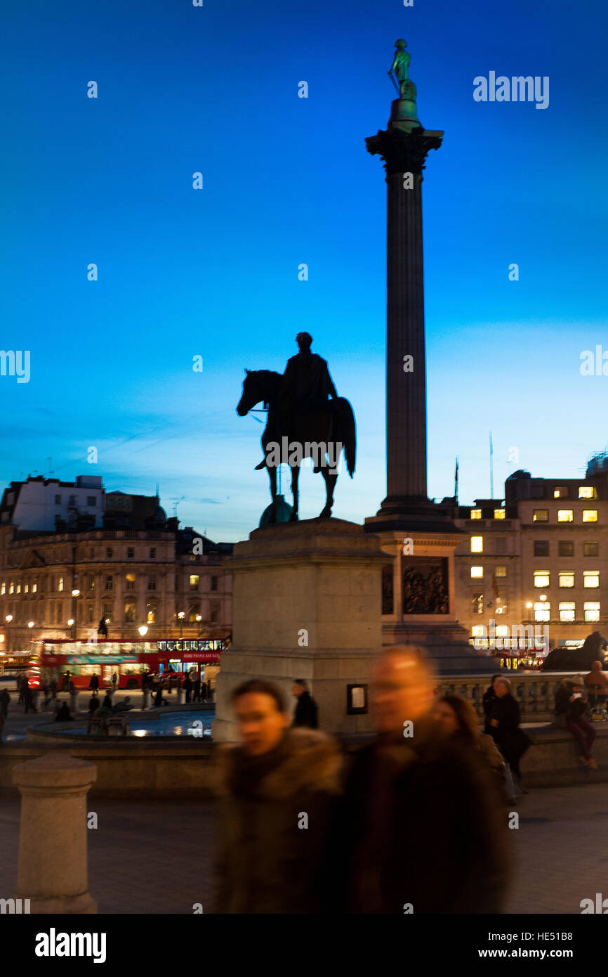 Trafalgar Square in London at dusk Stock Photo - Alamy
