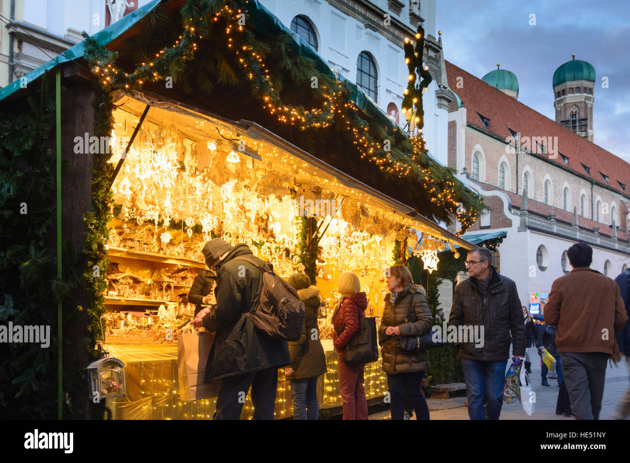 München, Munich: Christmas market "Kripperlmarkt", church Frauenkirche ...