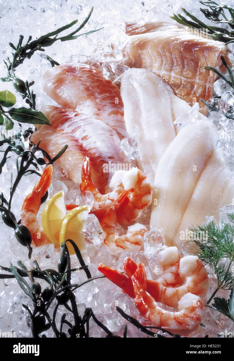 Raw fish laid out on ice Stock Photo - Alamy