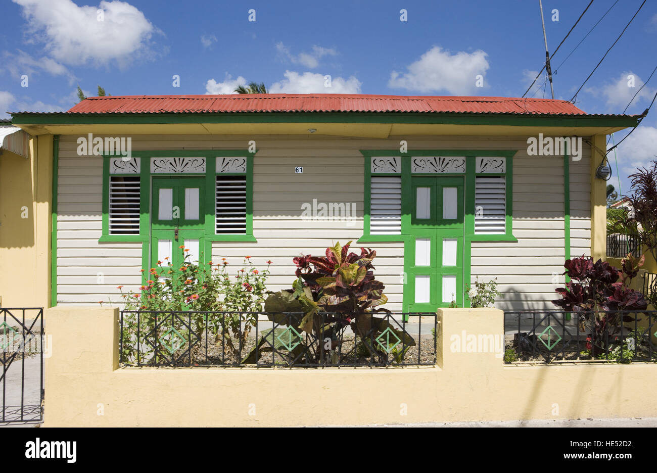 Houses house dominican republic hi-res stock photography and images - Alamy