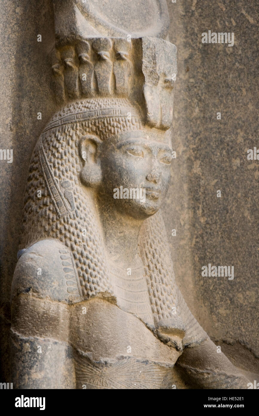 Queen nefertari hi-res stock photography and images - Alamy