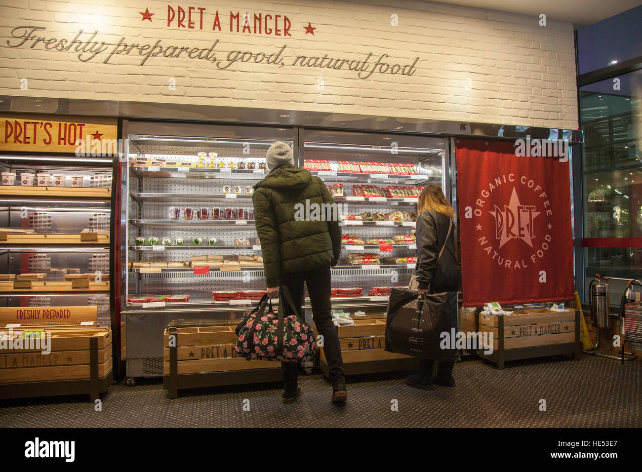Pret a manger counter hi-res stock photography and images - Alamy