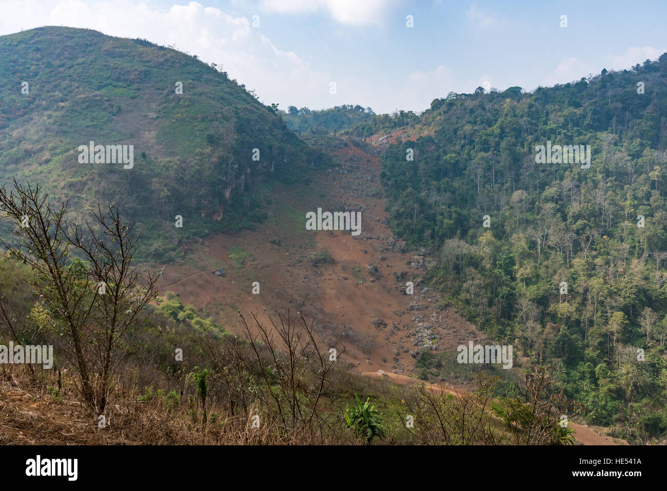 Landslide mountain damage hi-res stock photography and images - Alamy