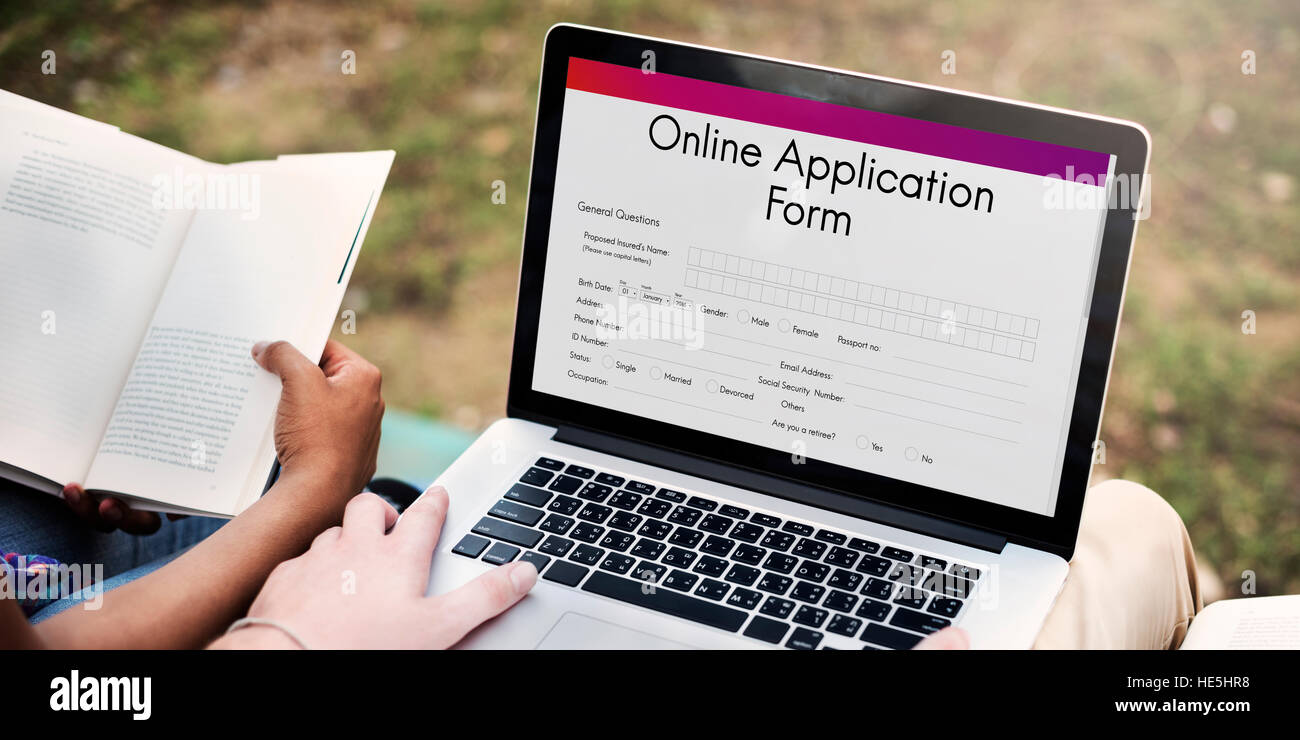 Apply online application college hi-res stock photography and images ...