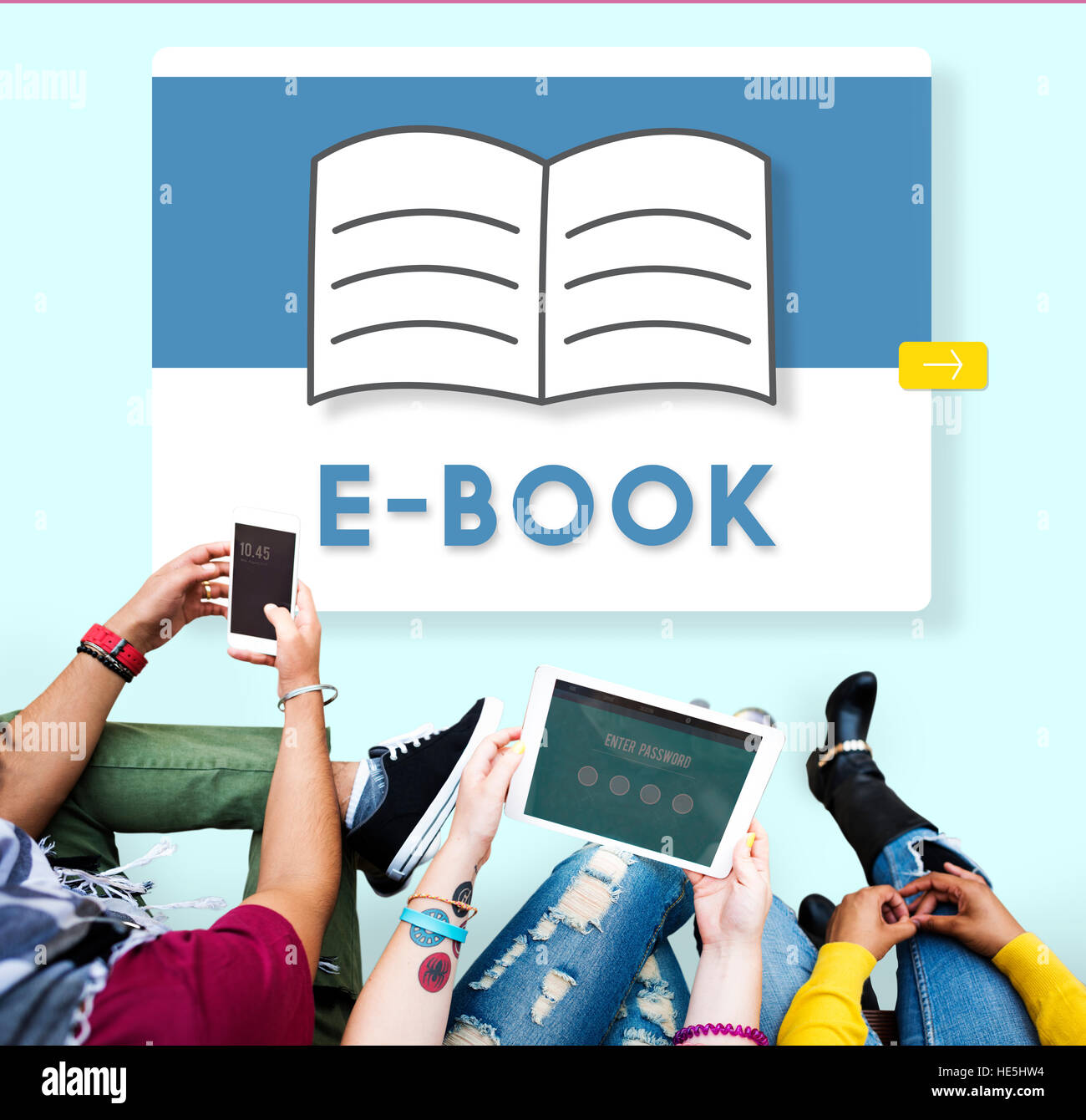 Online book hi-res stock photography and images - Alamy