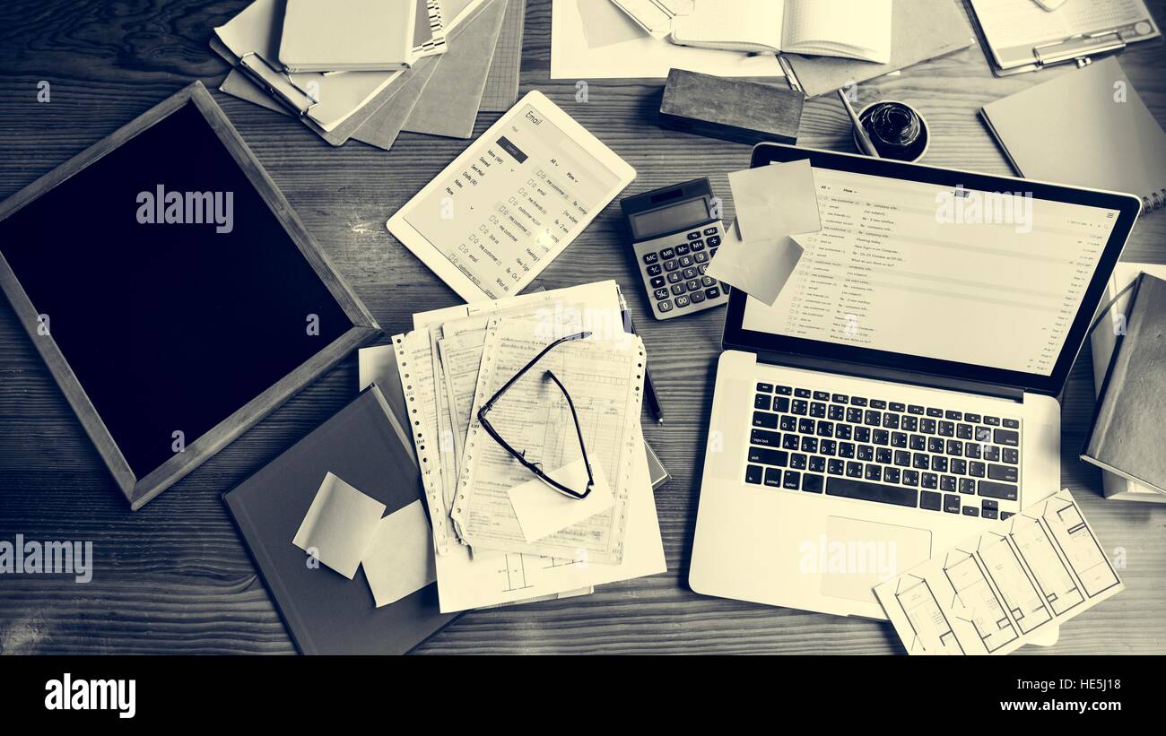 Digital workplace hi-res stock photography and images - Alamy