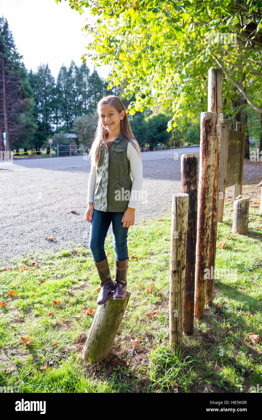 Child post it hi-res stock photography and images - Alamy