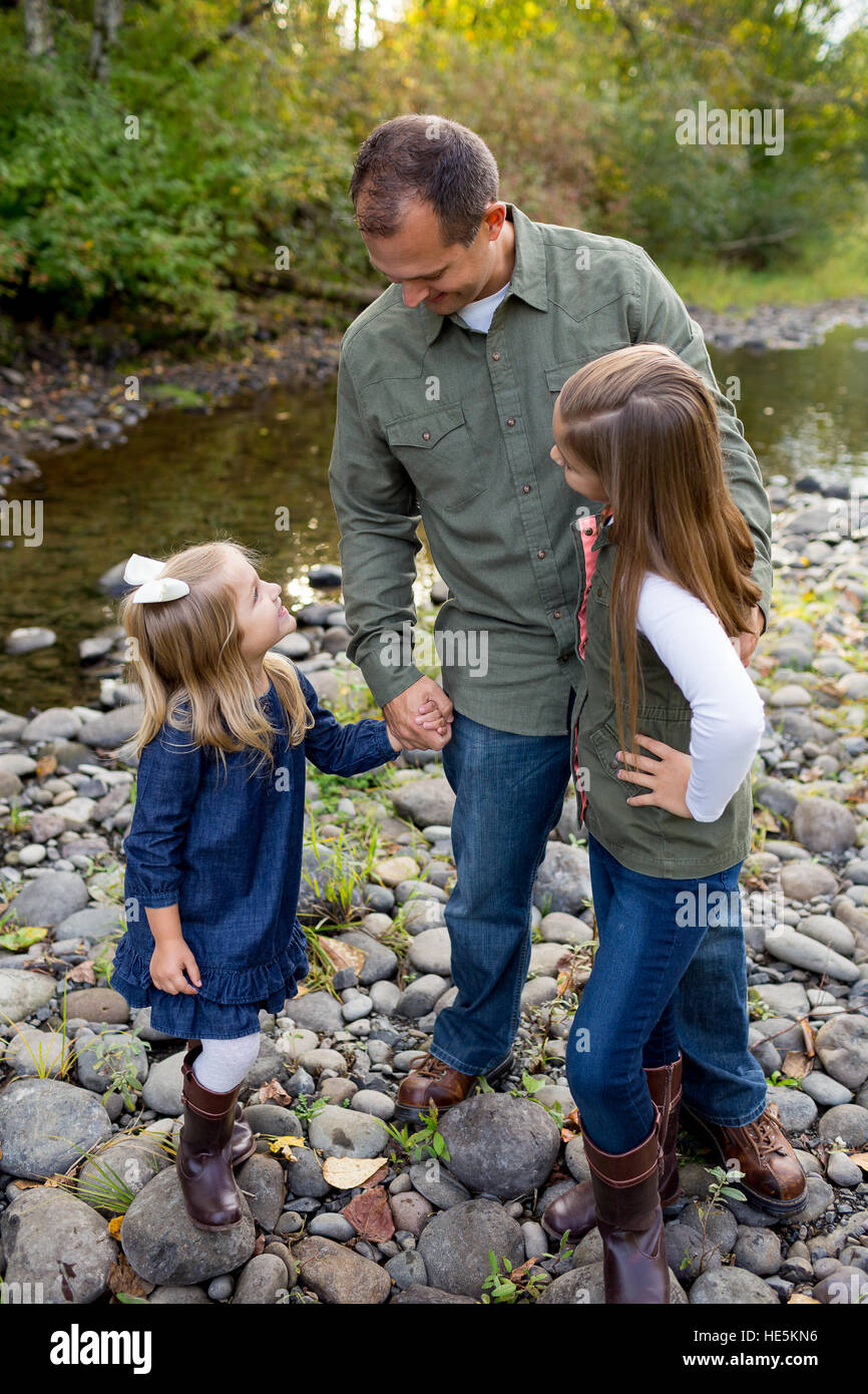 Dad with two daughters hi-res stock photography and images - Alamy