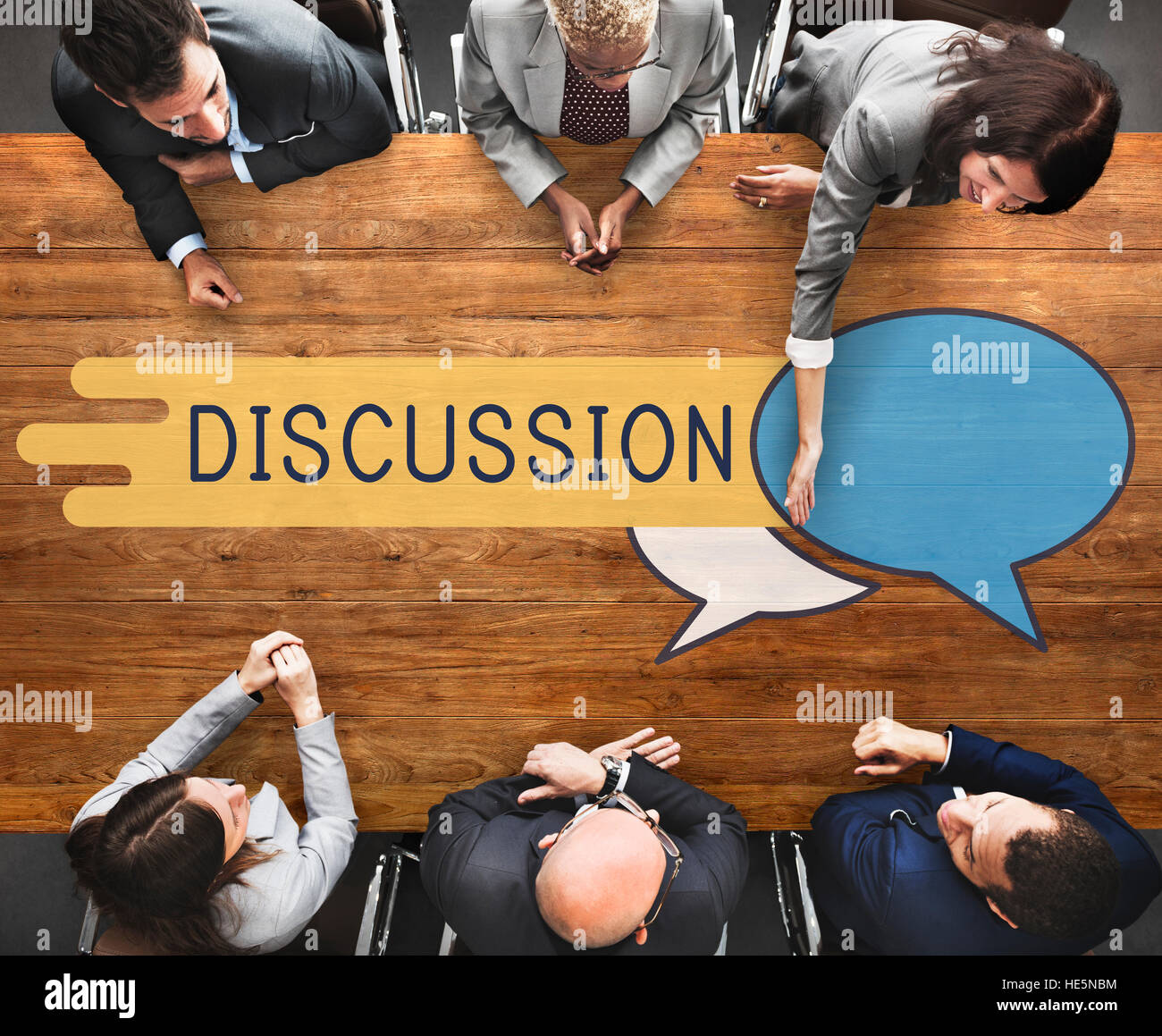 Colleagues debating office hi-res stock photography and images - Alamy