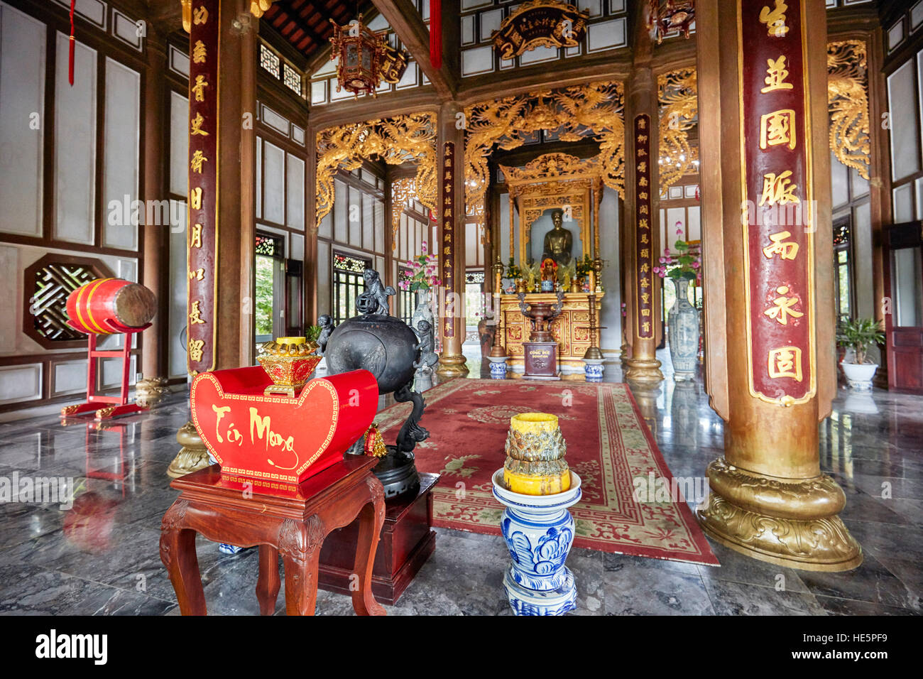 Interior of the Huyen Tran Princess Temple at the Huyen Tran Cultural ...