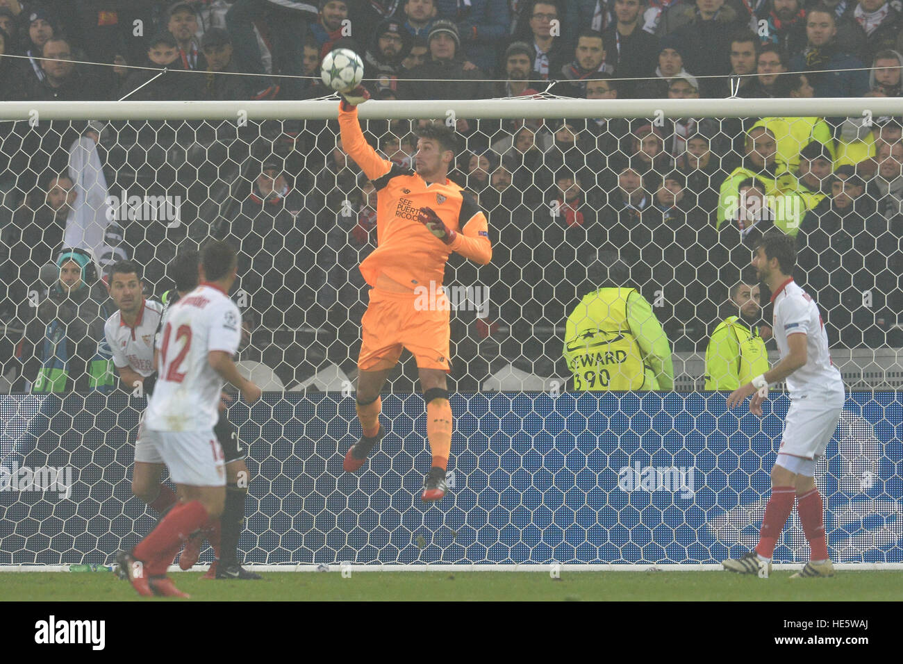 07.12.2016. Lyon, France. UEFA Champions league football, group stages ...