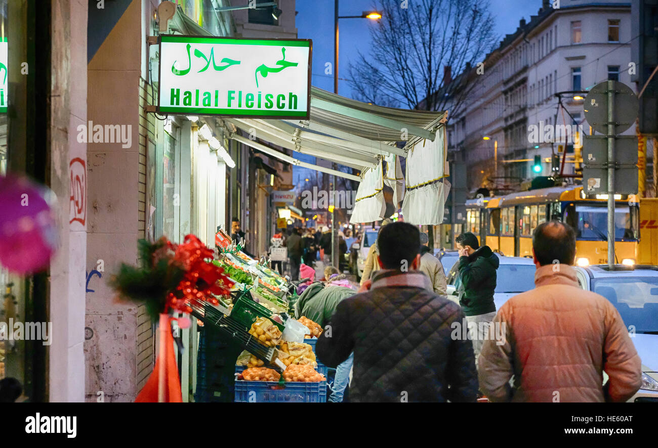 Two gangs hi-res stock photography and images - Alamy