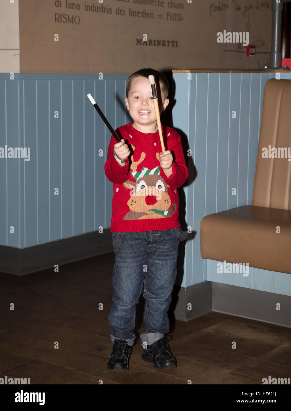 Orpington, UK. 18th Dec, 2016. Children enjoy a VIP Breakfast with ...