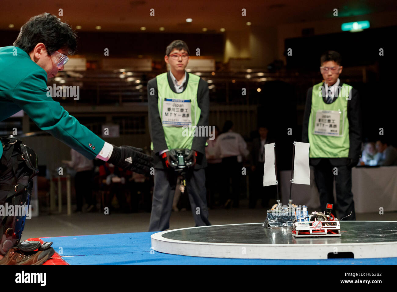 Tokyo, Japan. 18th Dec, 2016. International robot operators compete to ...