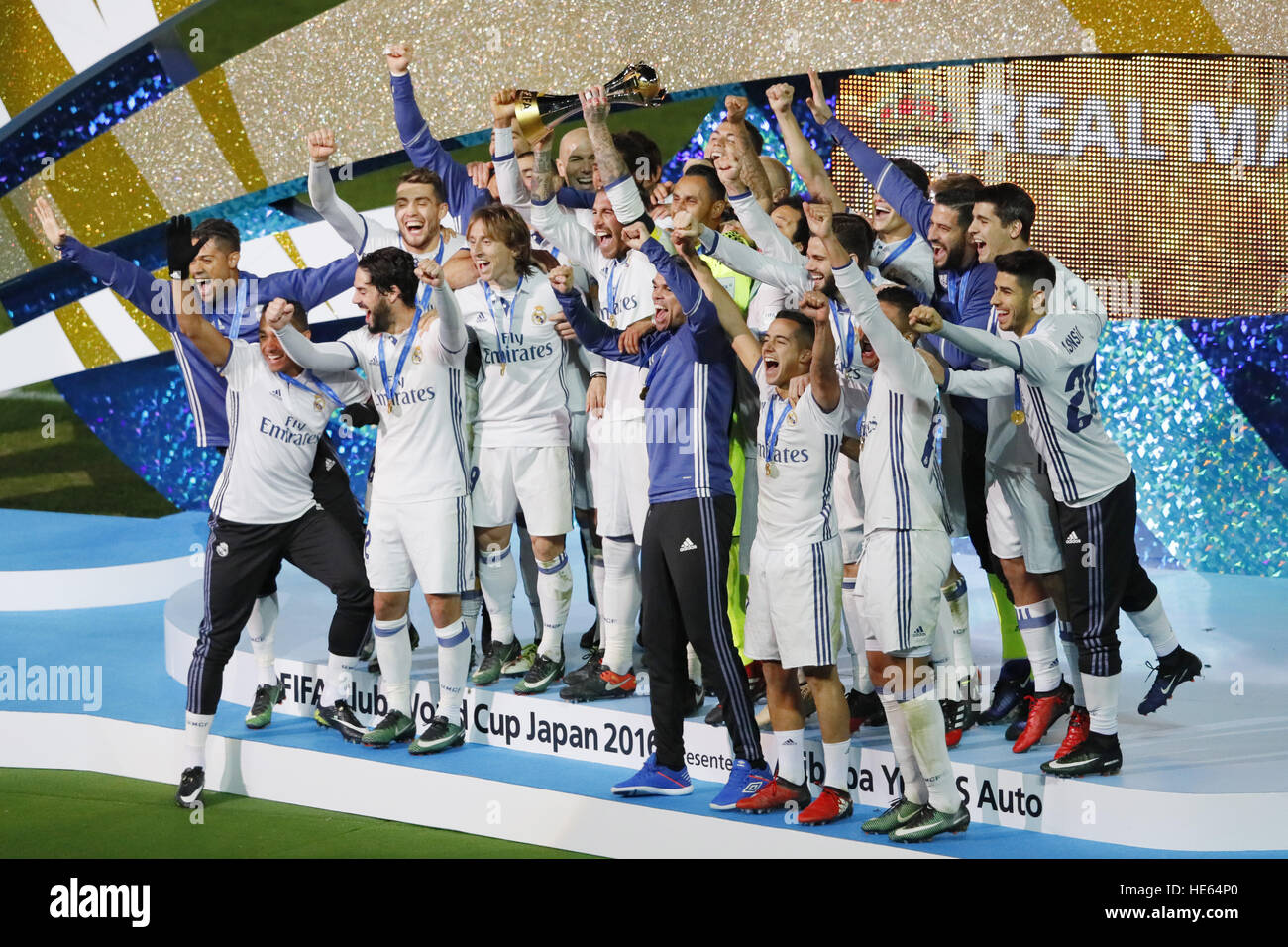 Kanagawa, Japan. 18th Dec, 2016. Real Madrid team group (Real) Football ...