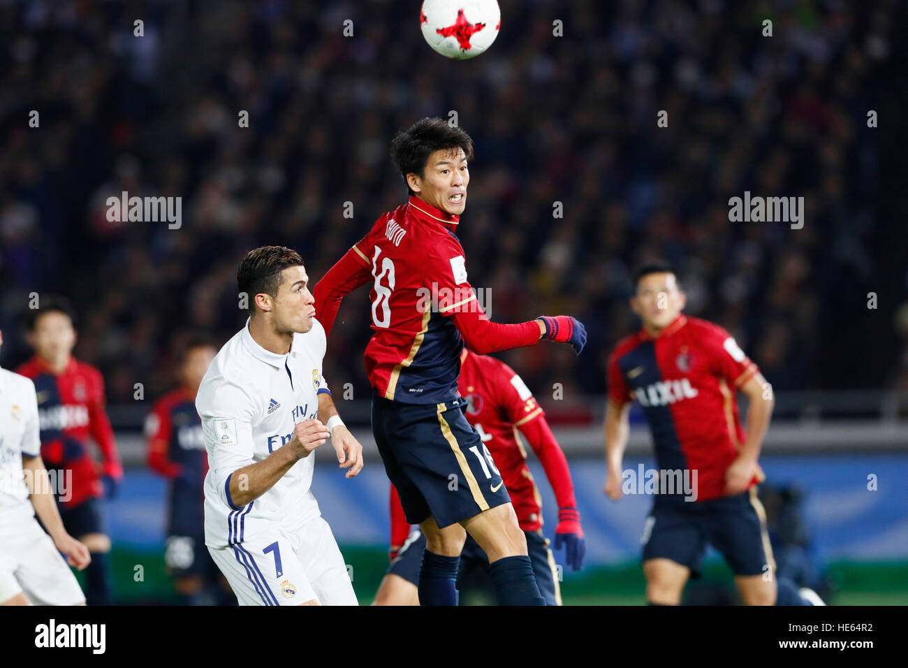 Kanagawa, Japan. 18th Dec, 2016. (L-R) Cristiano Ronaldo (Real), Shuto ...