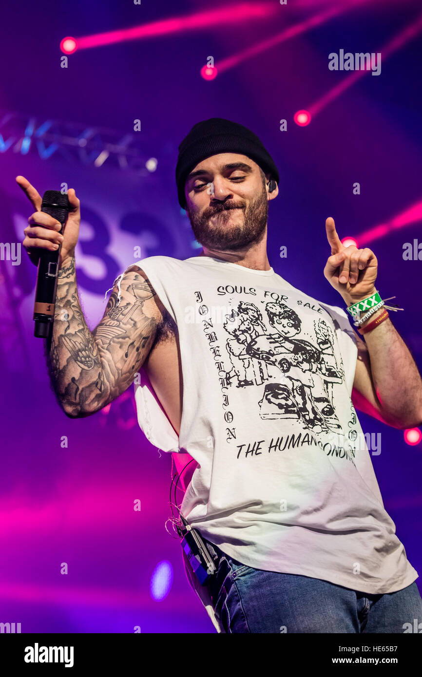 Jon b singer hi-res stock photography and images - Alamy