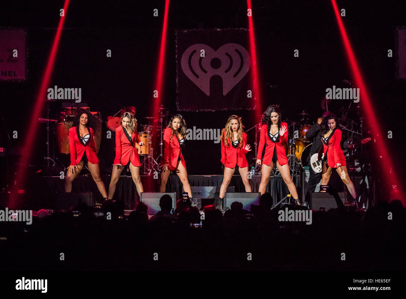 Back Up Dancers High Resolution Stock Photography and Images - Alamy