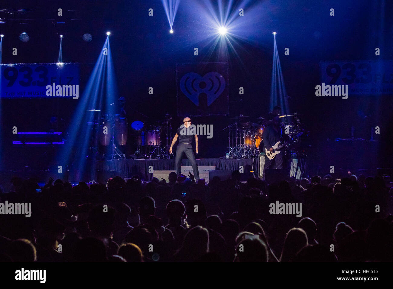 Pitbull concert fans hi-res stock photography and images - Alamy