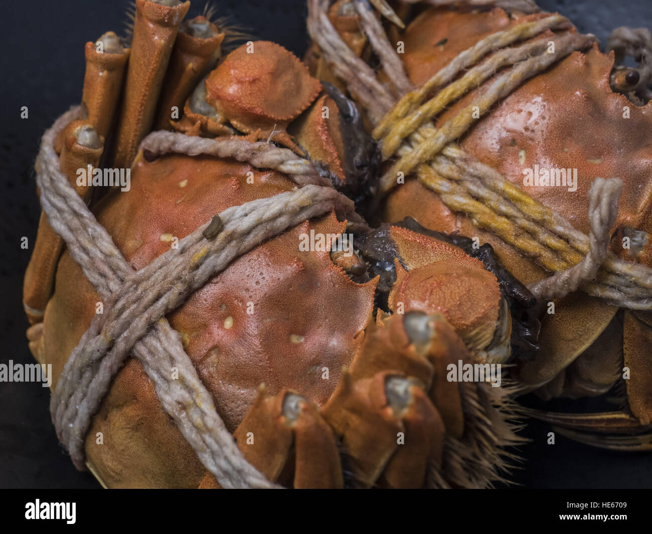 China. 19th Dec, 2016. Wine preserved crab is a kind of traditional ...