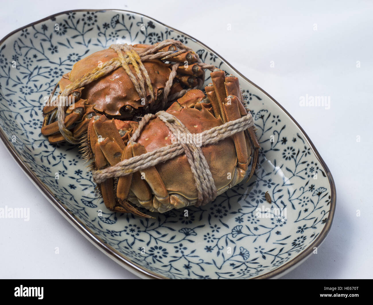 China. 19th Dec, 2016. Wine preserved crab is a kind of traditional ...