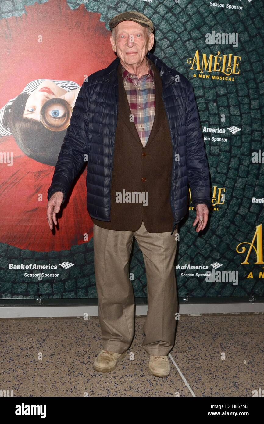 Los Angeles, CA, USA. 16th Dec, 2016. Alan Mandell at arrivals for ...