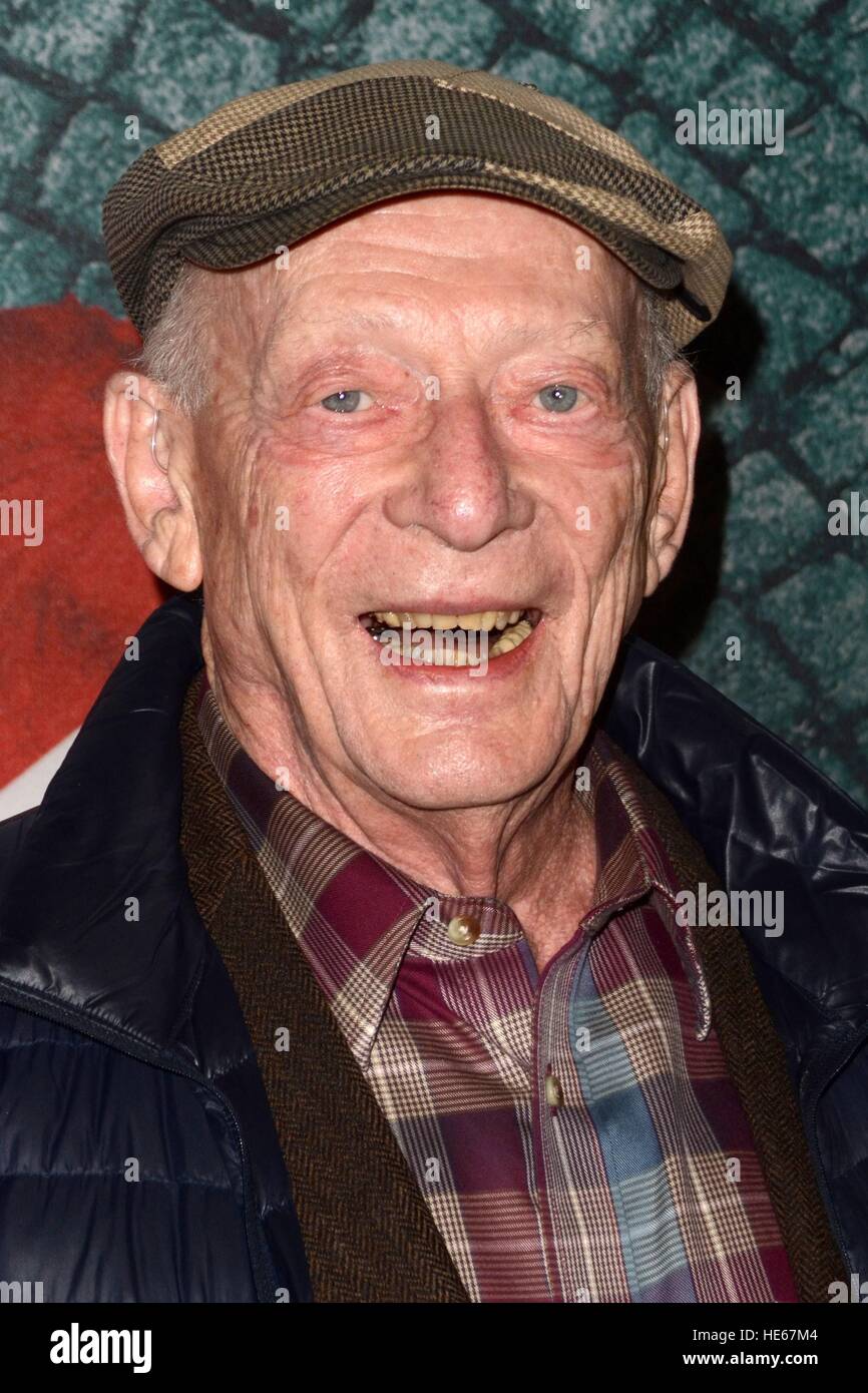 Los Angeles, CA, USA. 16th Dec, 2016. Alan Mandell at arrivals for ...
