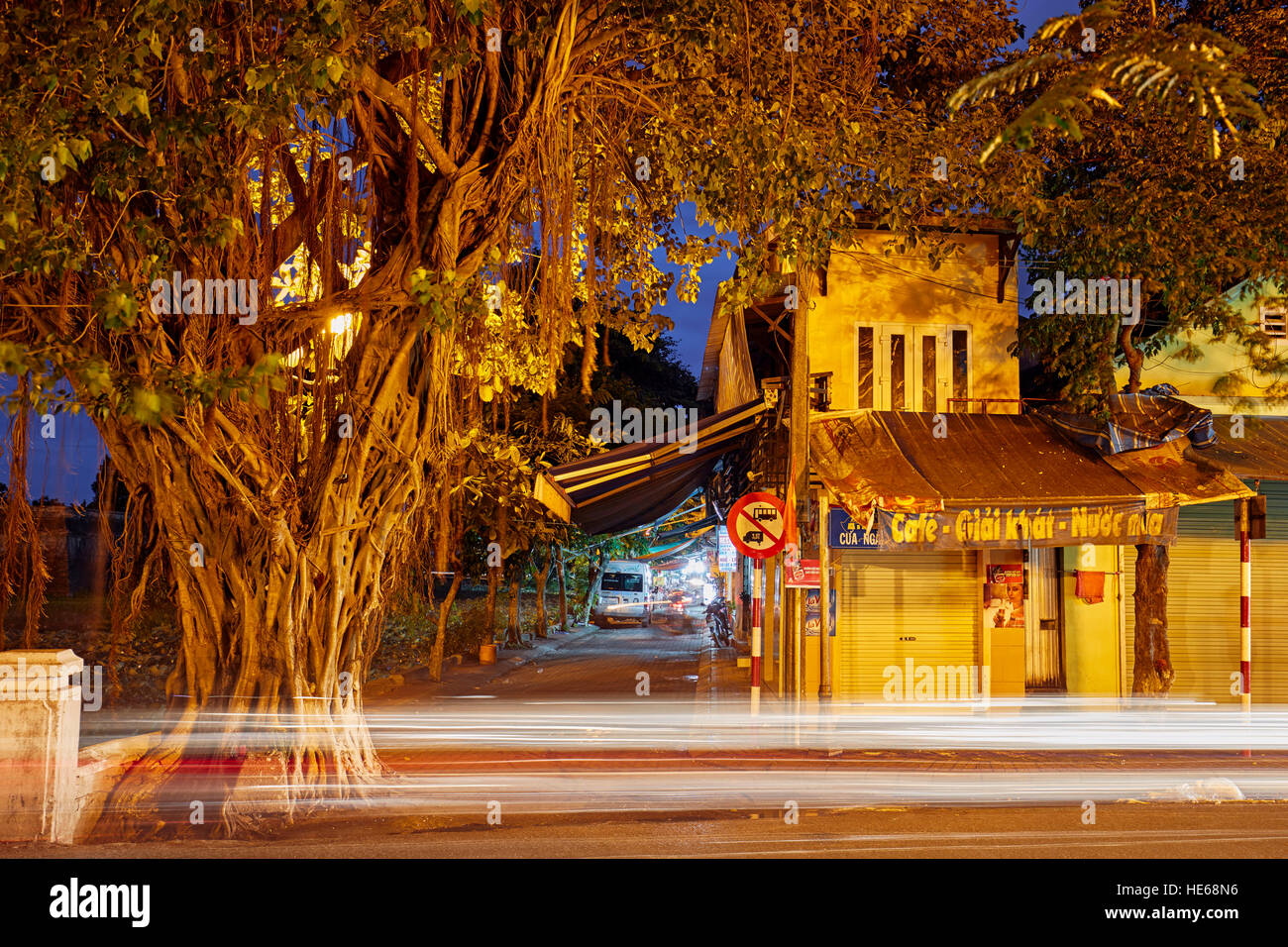 Hue old town illuminated at dusk. Hue, Vietnam Stock Photo - Alamy