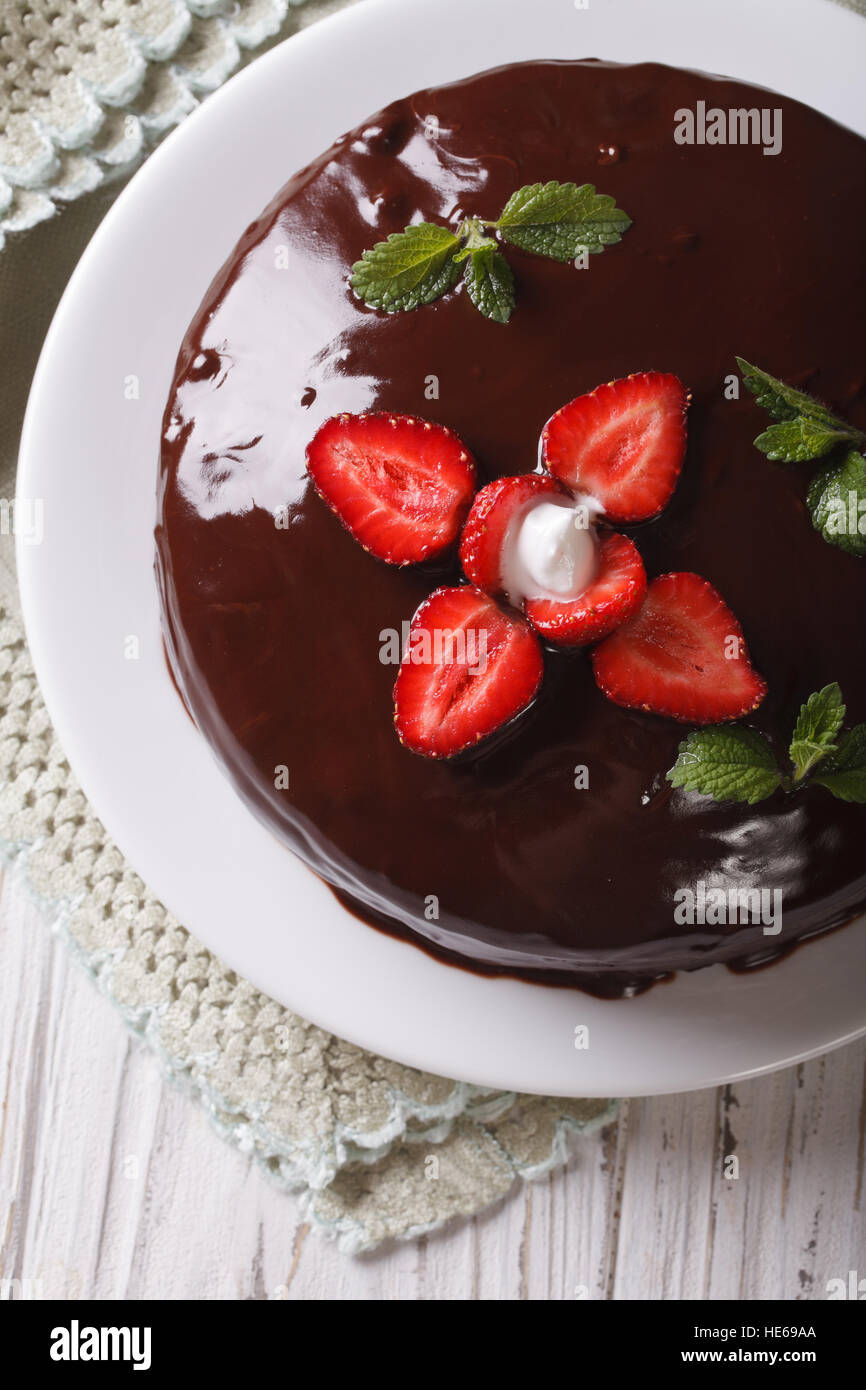 Whole cake hi-res stock photography and images - Alamy