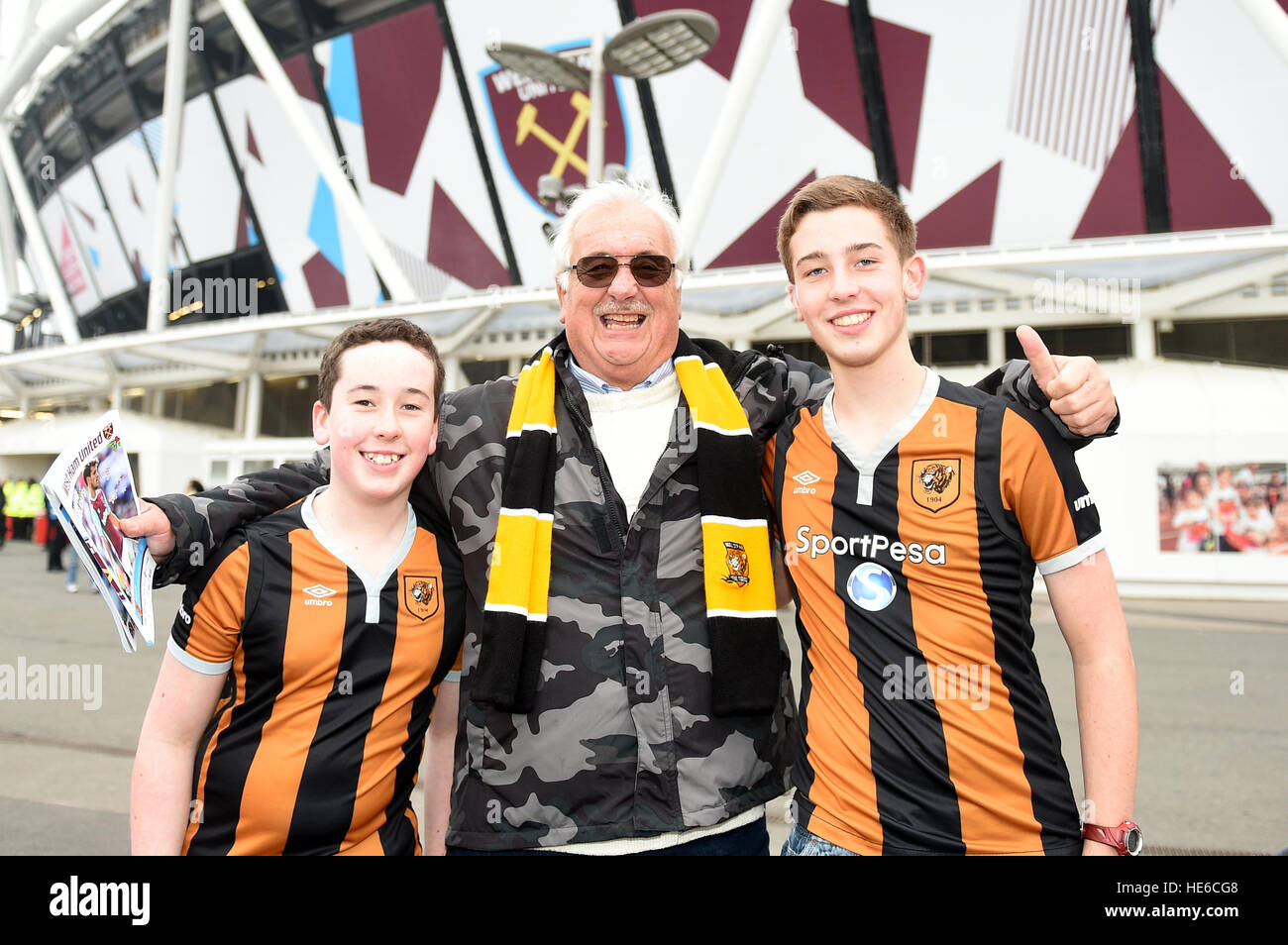 Hull City fans during the Premier League match at London Stadium Stock ...
