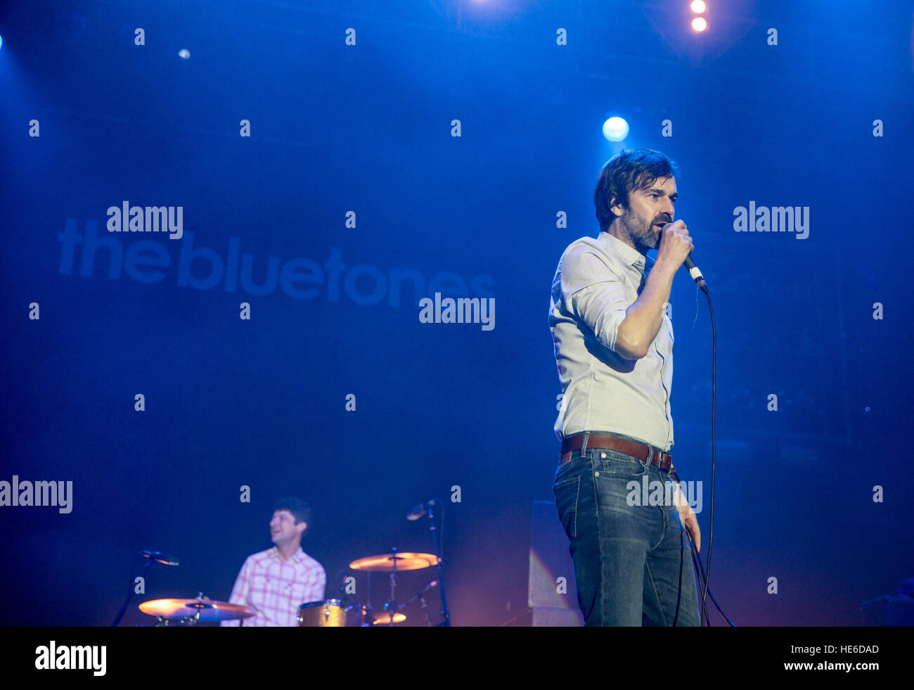 The Bluetones live at the Shiiine On Weekender 2016 Featuring: The ...