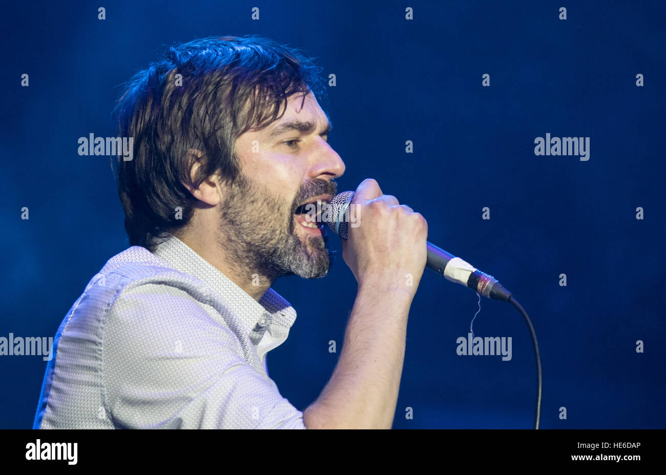 The Bluetones live at the Shiiine On Weekender 2016 Featuring: The ...