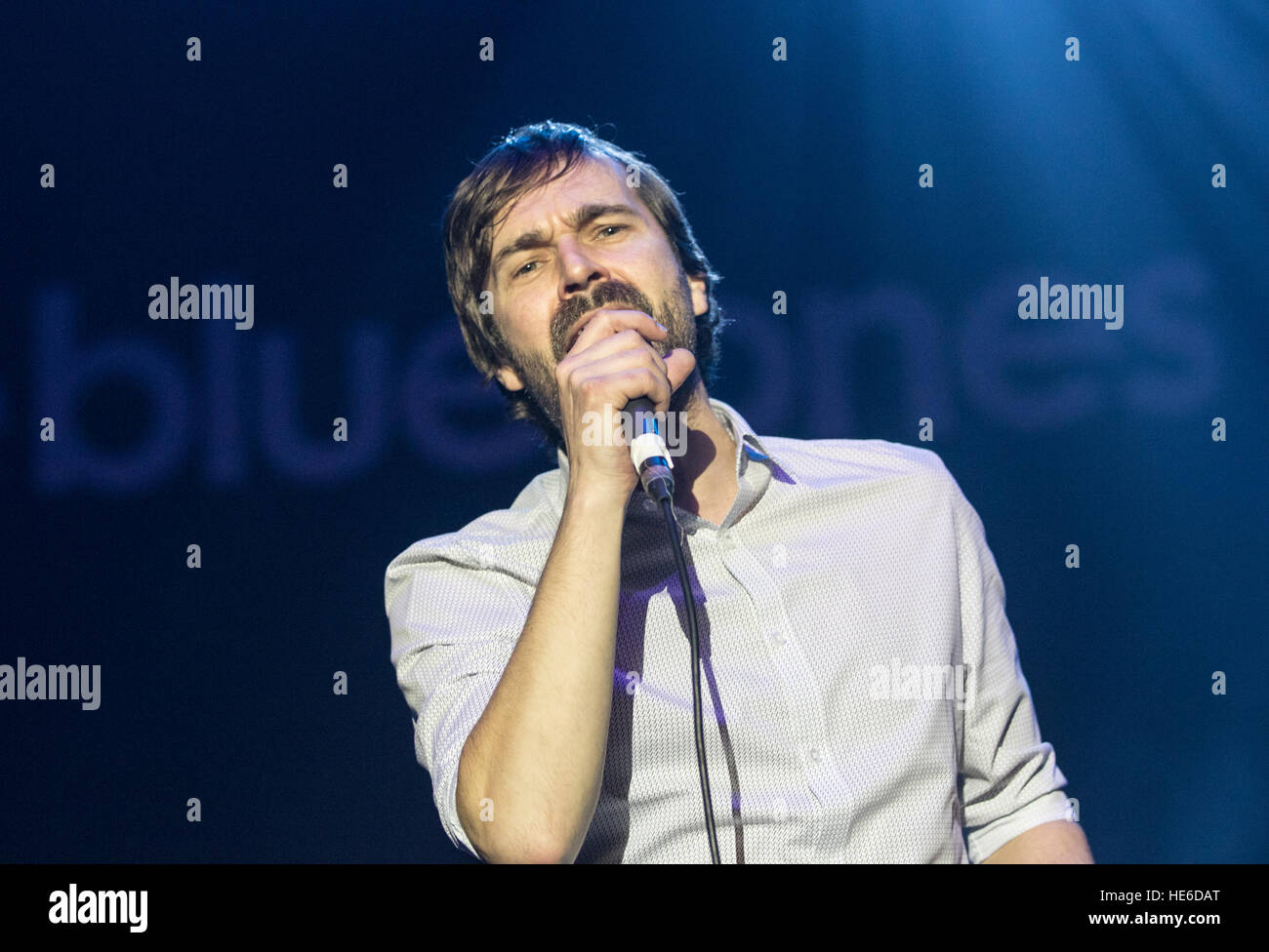 The Bluetones live at the Shiiine On Weekender 2016 Featuring: The ...